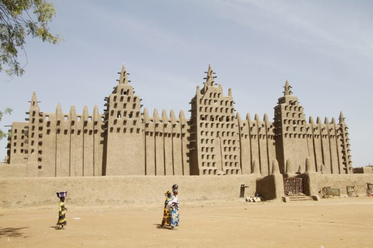 The Story Of The Great Mosque Of Djenné: A UNESCO World Heritage Site ...
