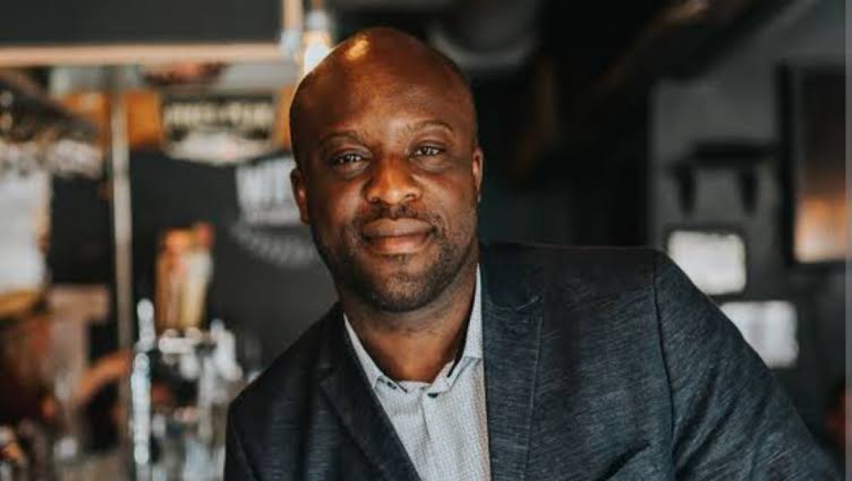 Nigerian Immigrant Yemi Mobolade Makes History As First Black Mayor Of ...