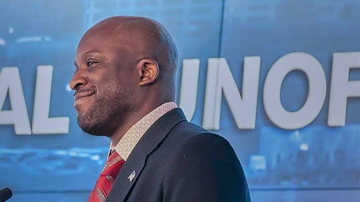 Nigerian Immigrant Yemi Mobolade Makes History As First Black Mayor Of ...